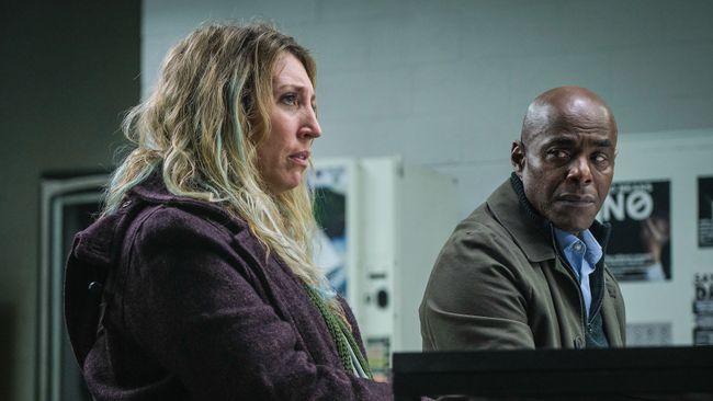 Boat Story: ep guide, air date, cast plot trailer interviews | What to ...
