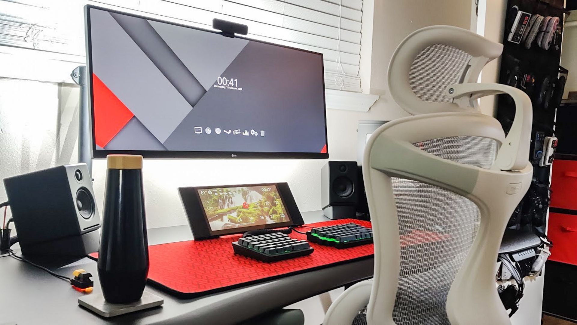 I added a mini monitor to my desk setup and it’s changed how I work ...