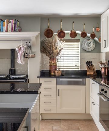 11 things pro cleaners always notice in dirty homes | Homes and Gardens