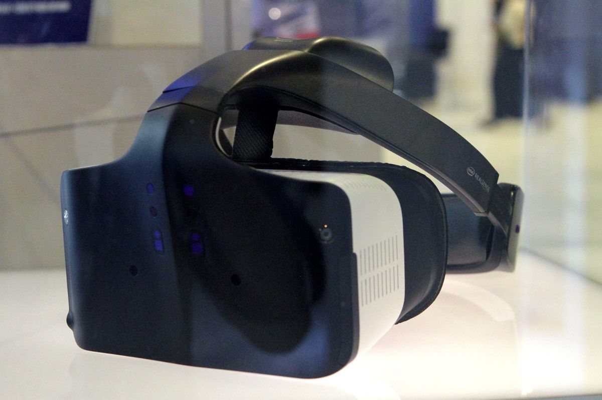 Pictured: Intel Project Alloy VR HMD | Tom's Hardware