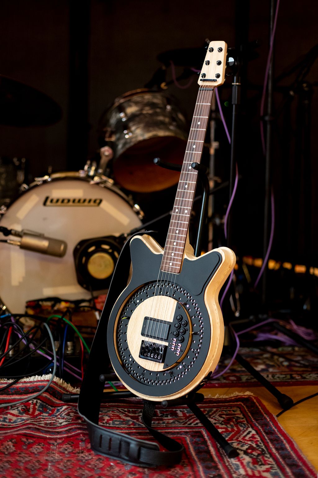 Meet Circle Guitar, the 250BPM robo-plucker in a six-string | MusicRadar