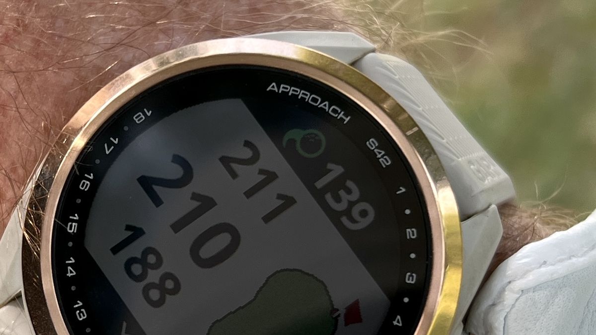 Garmin Approach S42 review | Tom's Guide