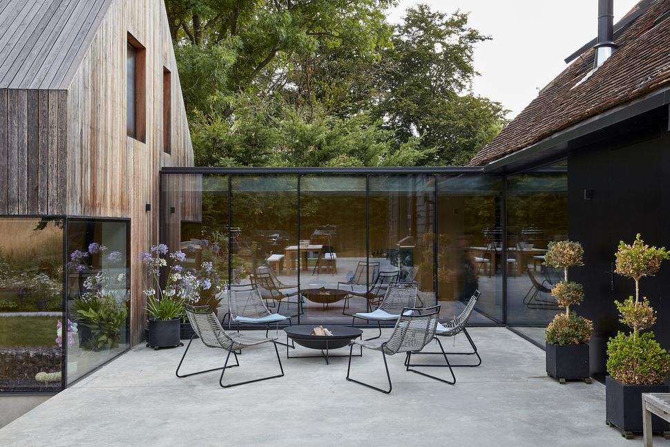 4 design ideas to steal from this award-winning extended barn ...
