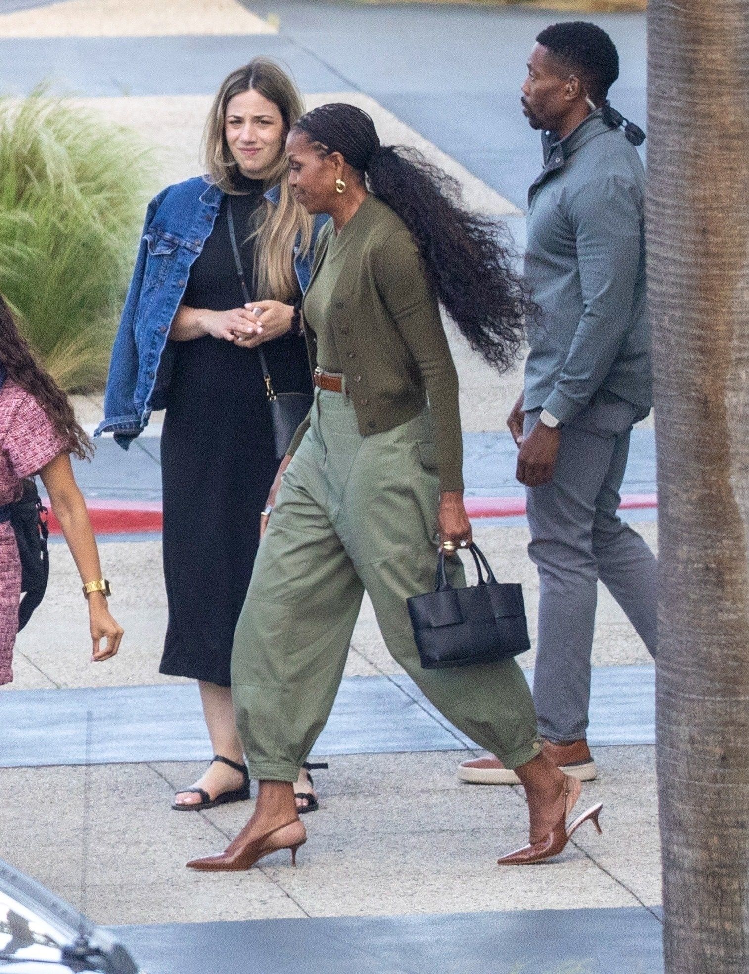 Michelle Obama Elevates Baggy Cargo Pants With a $3700 Tote | Marie Claire