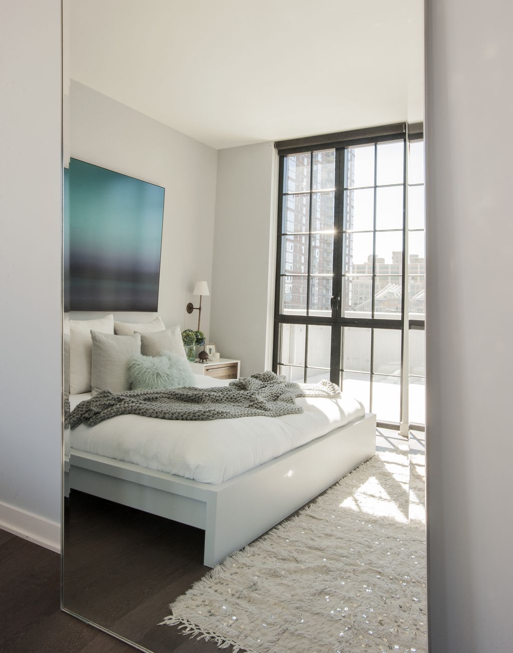 Feng shui TV placement rules explained by the masters | Livingetc