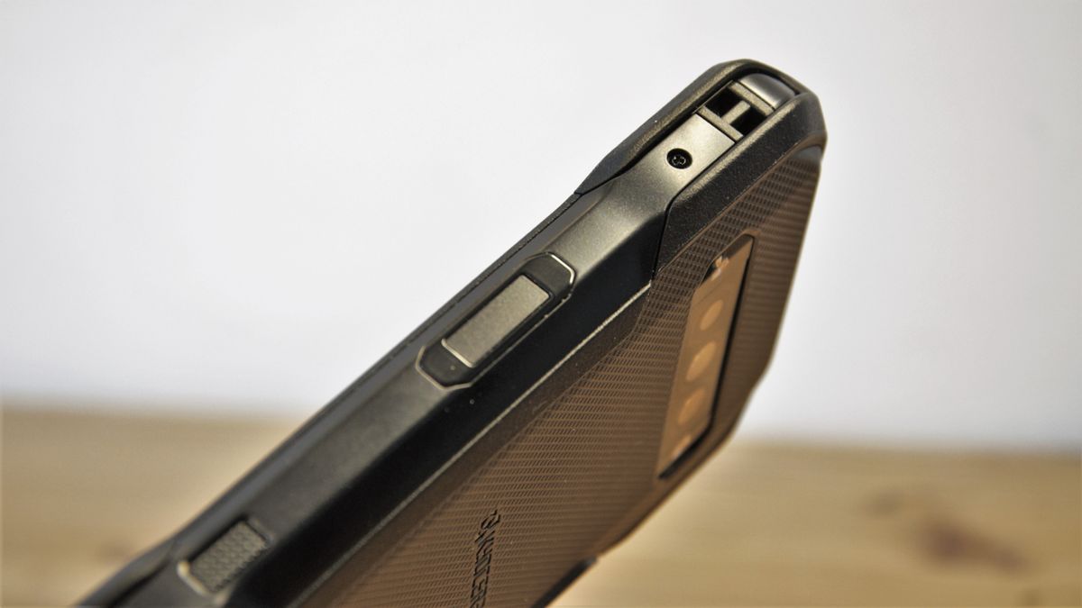 Kyocera DuraForce Pro 3 review | TechRadar