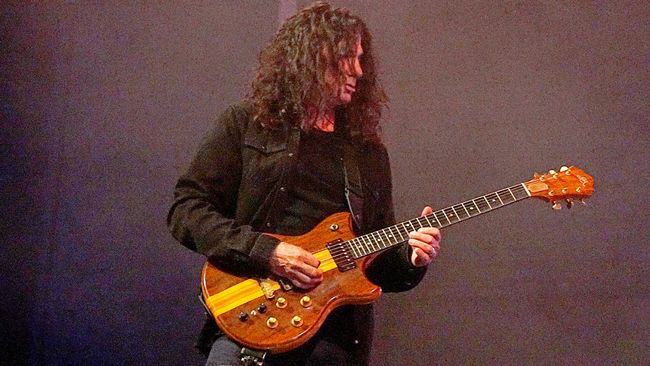 Hoobastank's Dan Estrin names the 10 guitarists (and one bassist) who ...