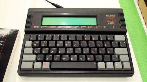 Photos show how 15 PCs shaped the way we think about laptops today ...