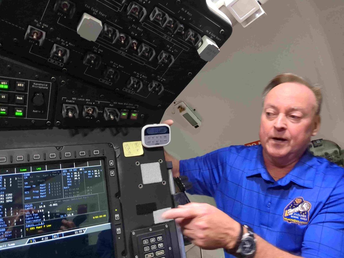I flew Boeing's Starliner spacecraft in 4 different simulators. Here's ...