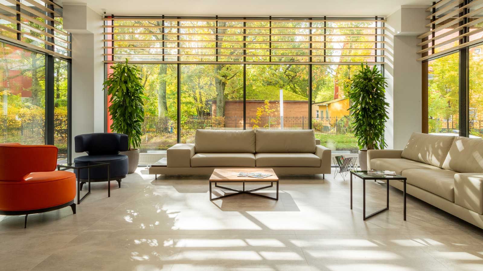 10 ideas for living rooms with large windows | Homebuilding