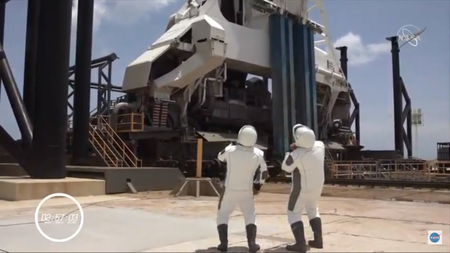 In photos: SpaceX's Crew Dragon Demo-2 mission to the International ...