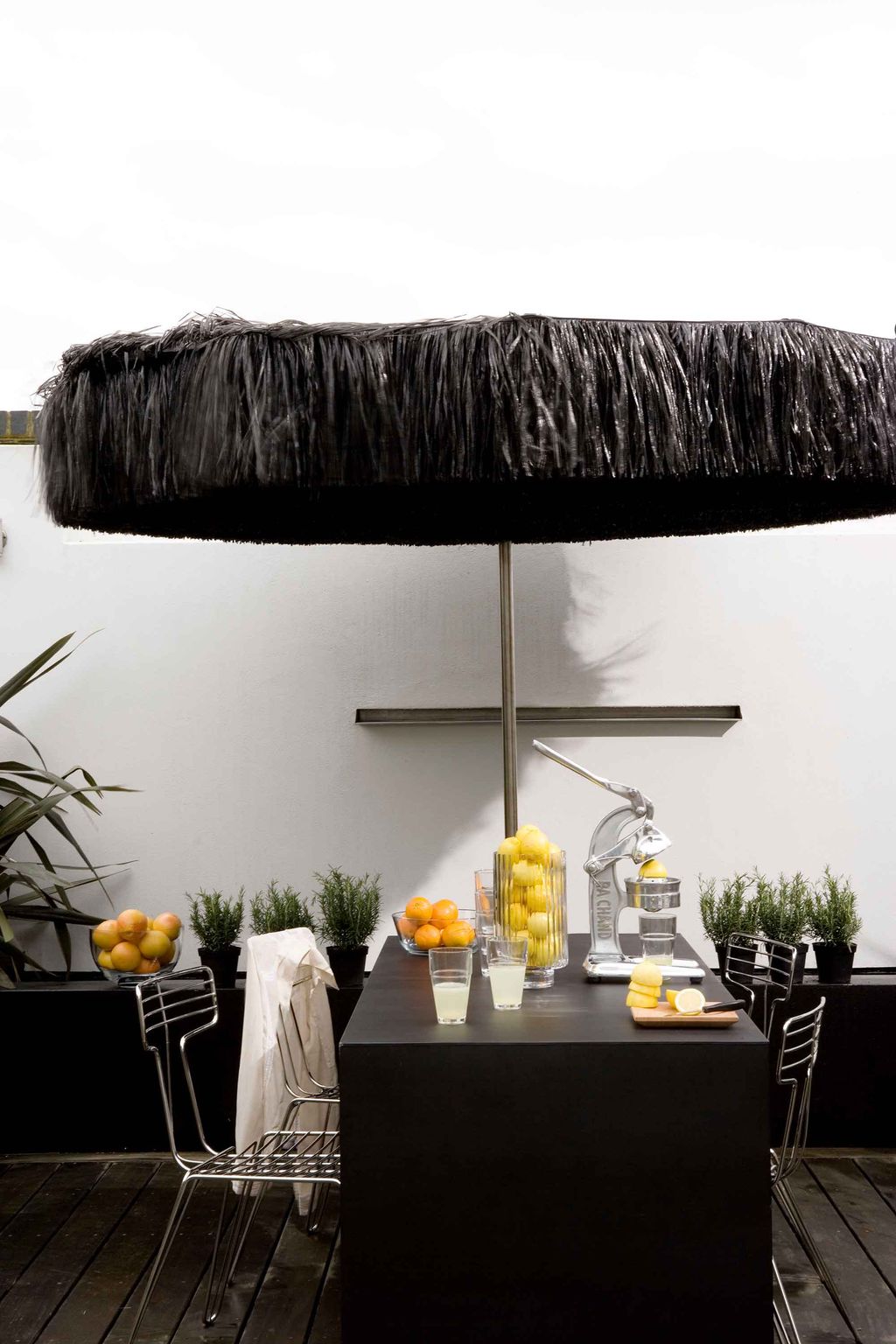 Small deck ideas: 14 stylish ways to optimize less-than-large decking ...