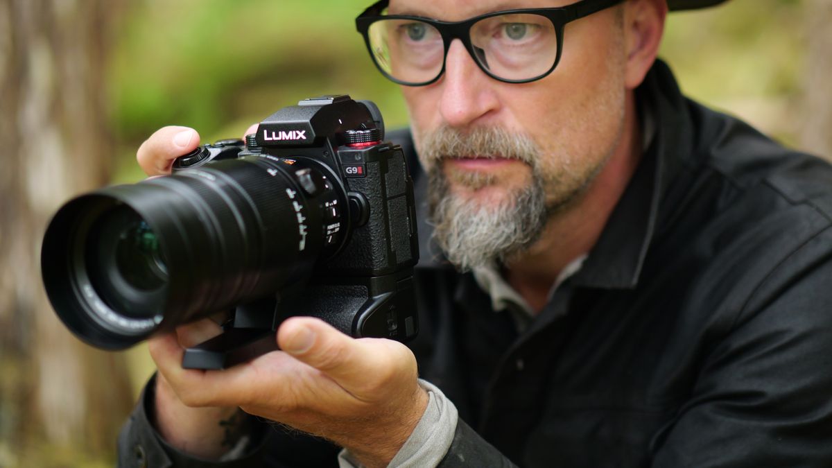 Panasonic Lumix G9 II vs S5 II | Digital Camera World