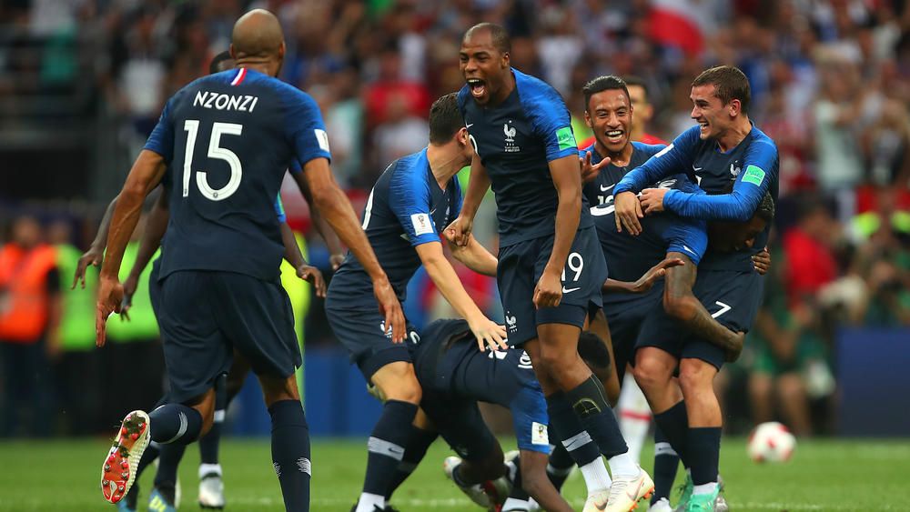 France celebrates World Cup triumph | FourFourTwo