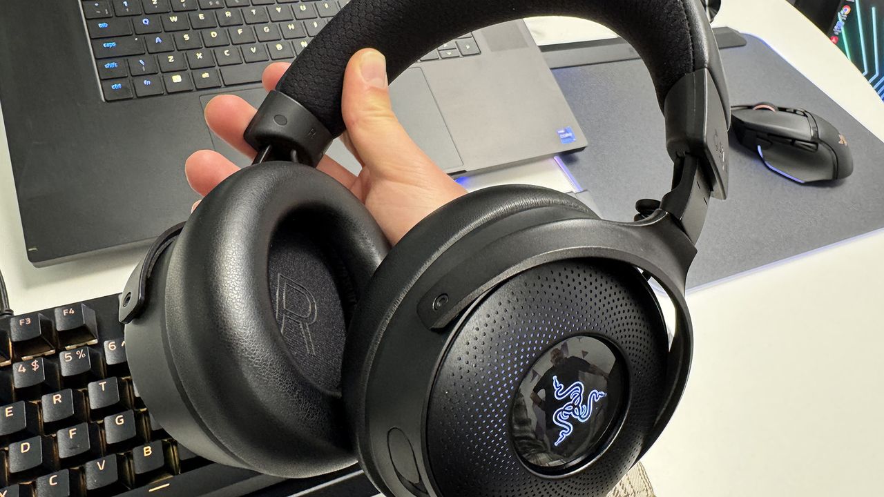 Razer just shook the gaming market with HD Haptic headphones and seat ...