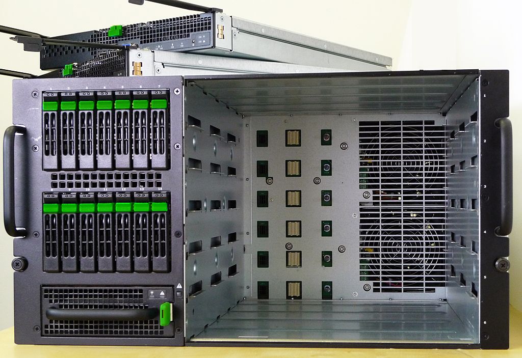 MFSYS25 Modular Server Chassis - Intel’s 24-Core, 14-Drive Modular ...