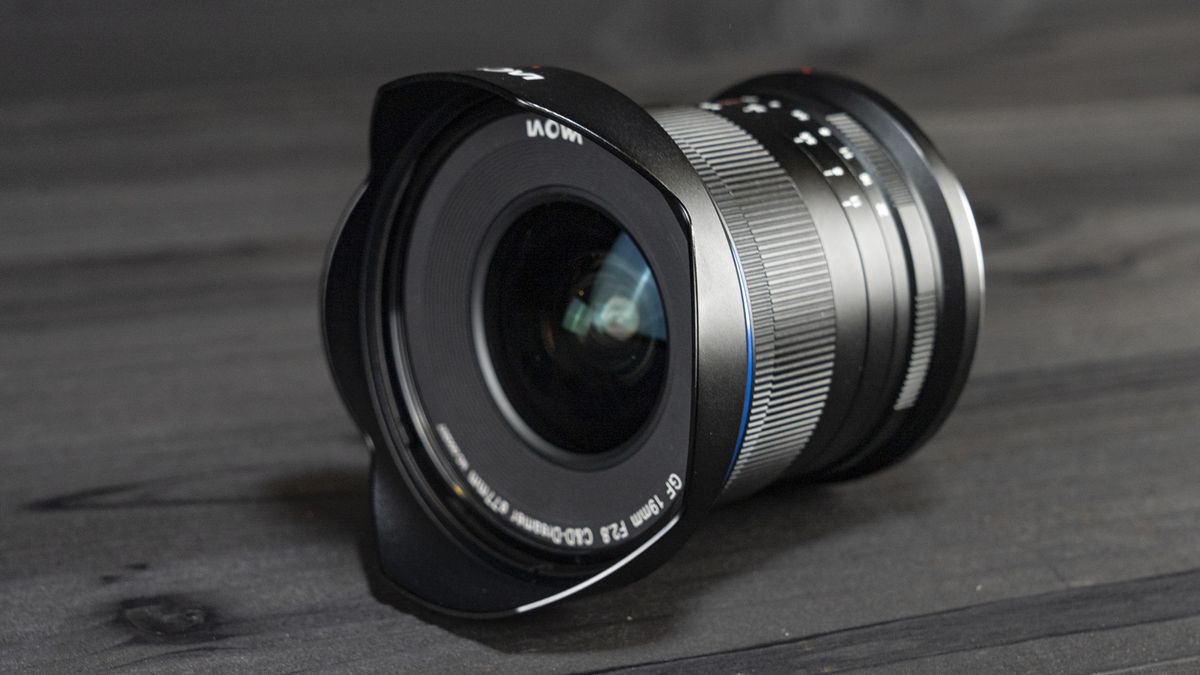 Venus Optics launches new compact ultra-wide lens for Fujifilm GFX ...