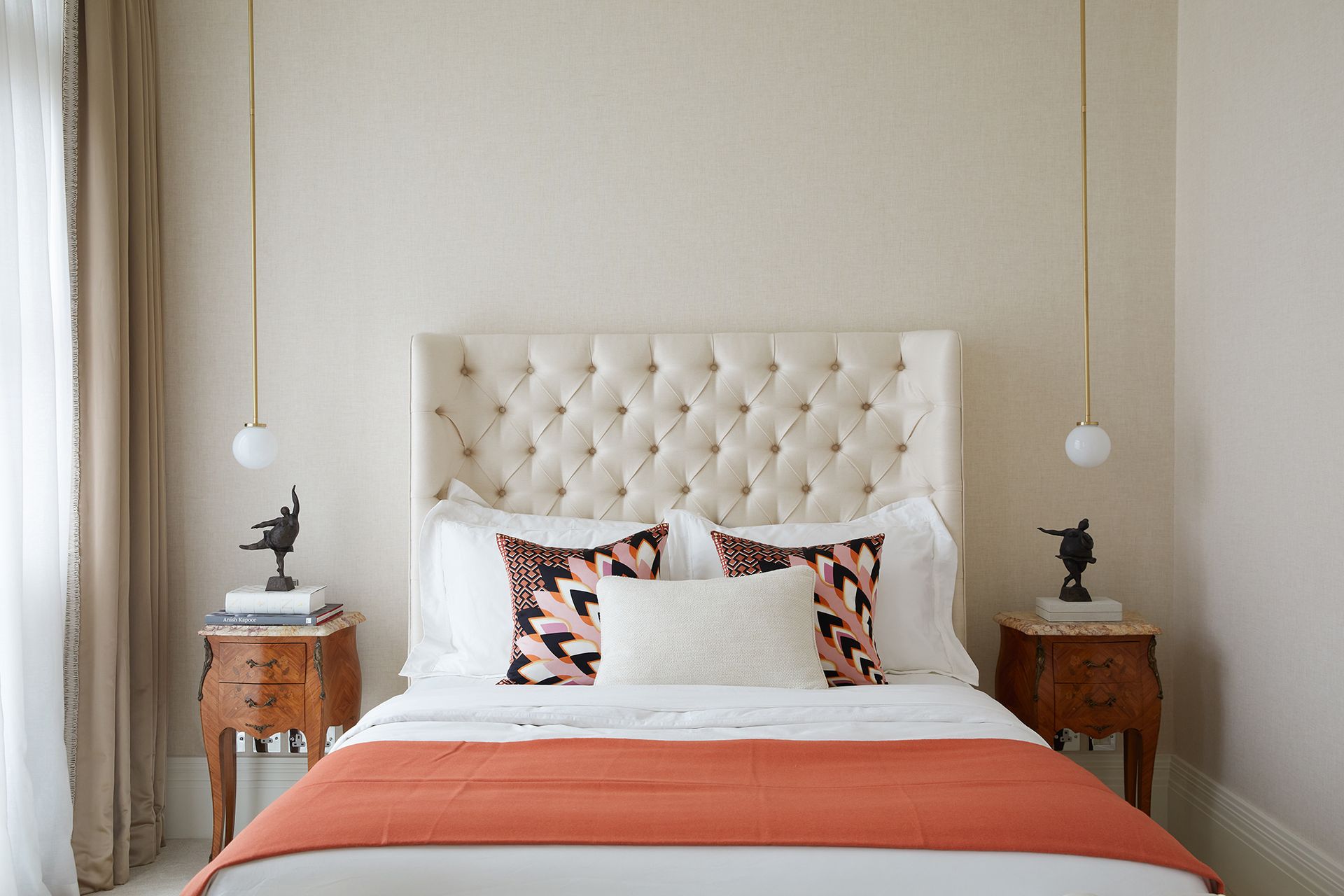 15 bedroom ceiling light ideas: brighten up you space | Homes and Gardens