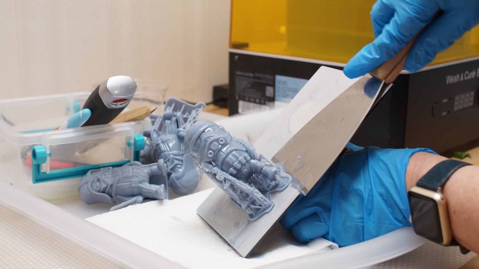 How to Clean and Cure Resin Prints | Tom's Hardware