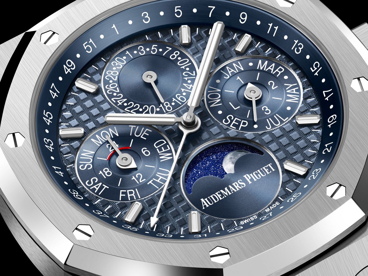 Audemars Piguet Royal Oak Perpetual Calendar: refreshingly usable ...