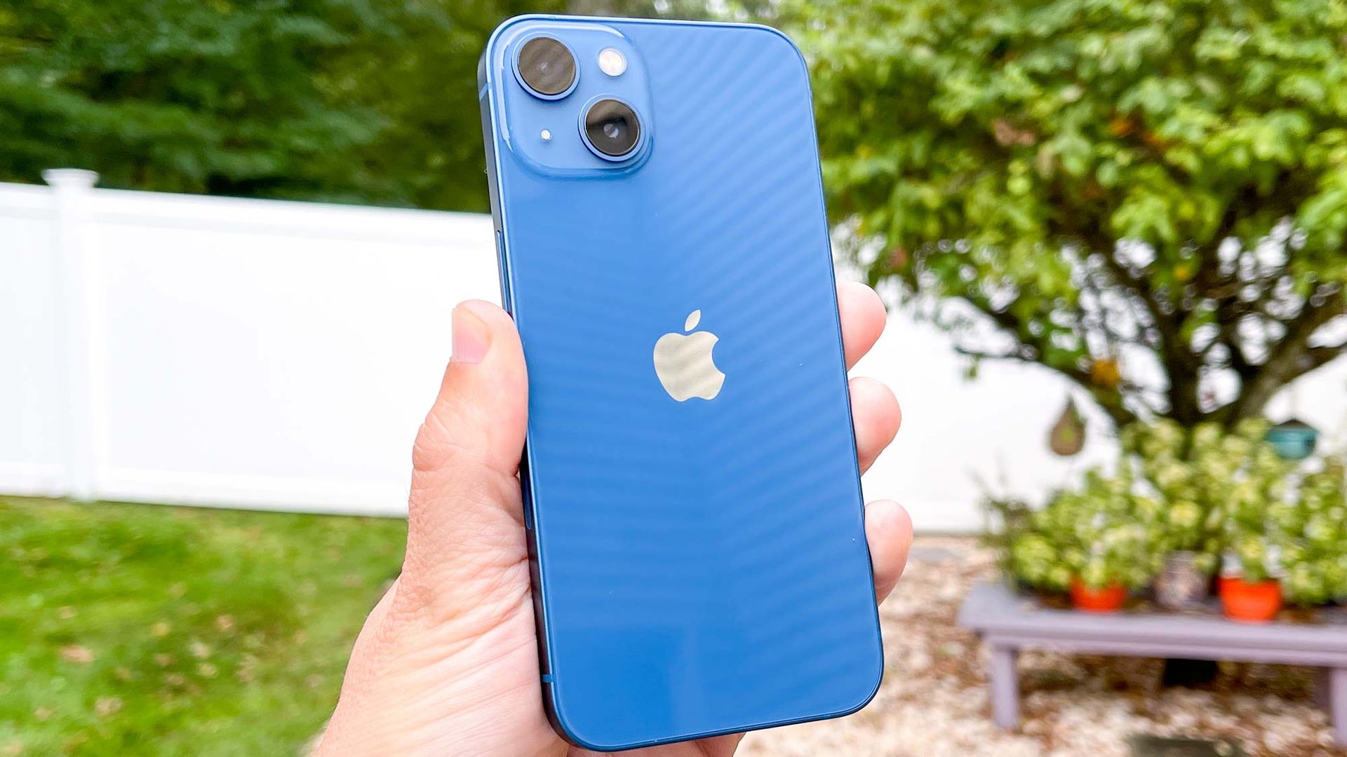 iPhone 13 delivery times going from bad to ridiculous — here’s why ...