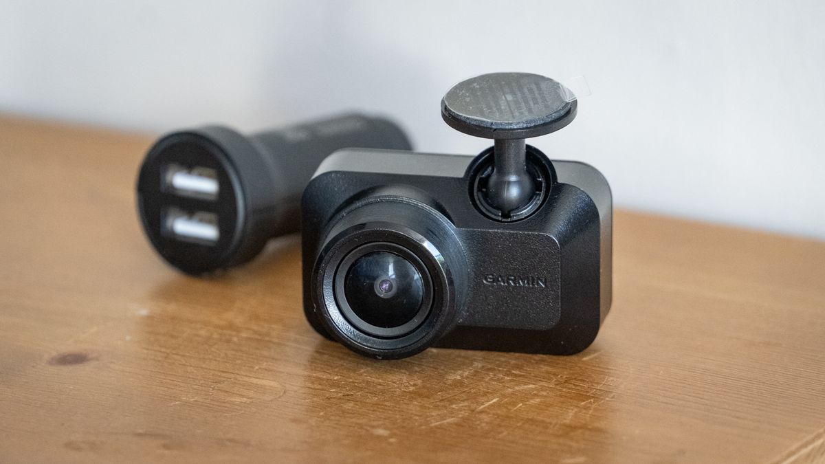 Garmin Dash Cam Mini 3 review: same great design, now with less glare ...