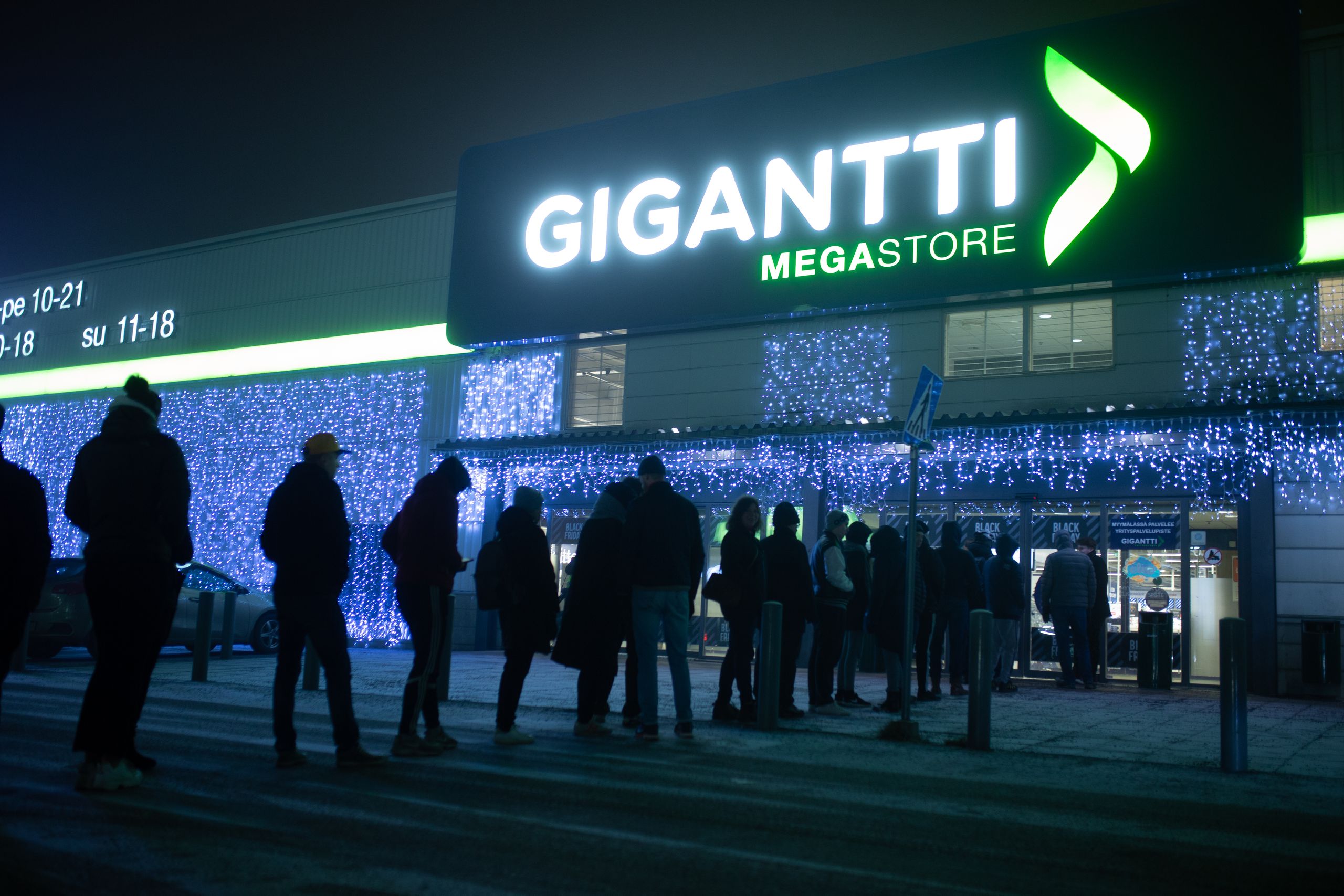 Gigantti teki uuden myyntiennätyksen – sivut eivät kuitenkaan toimineet ...