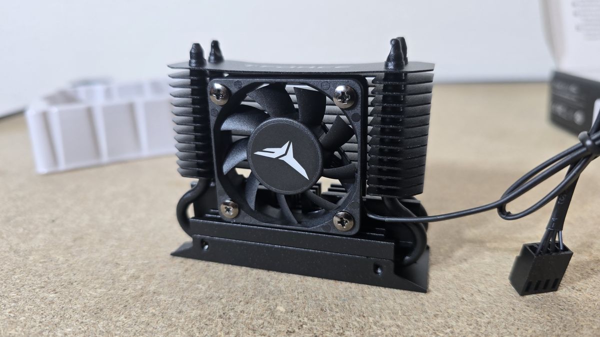 TeamGroup T-Force Dark AirFlow I SSD Cooler Review: The strongest NVMe ...