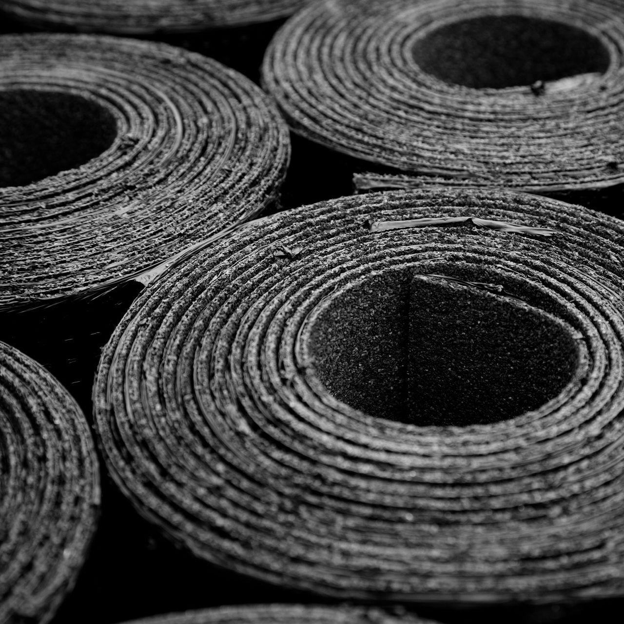 How to felt a shed roof - to keep it safe from rot and damp | Ideal Home