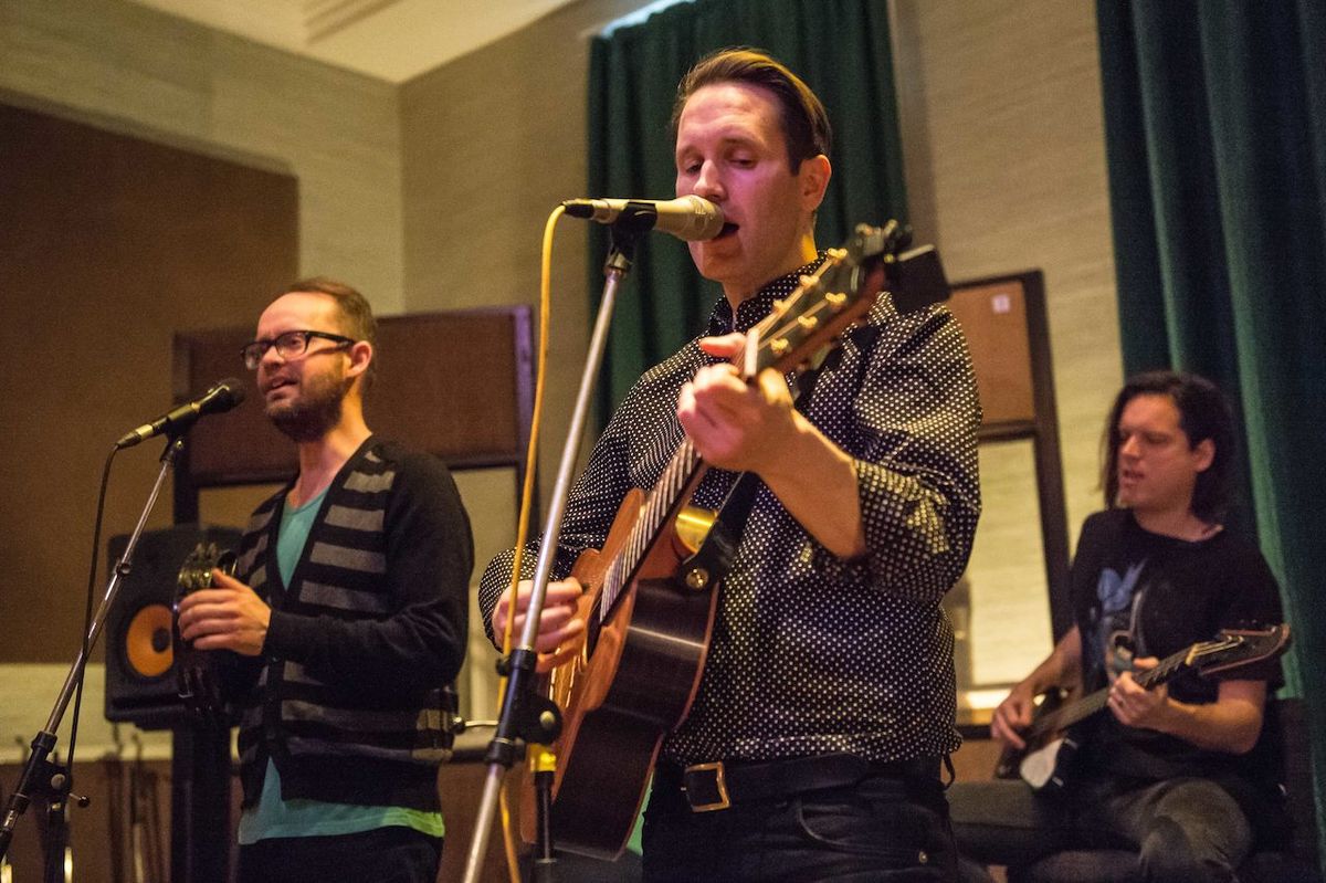 Ash launch new single with two secret shows | Louder