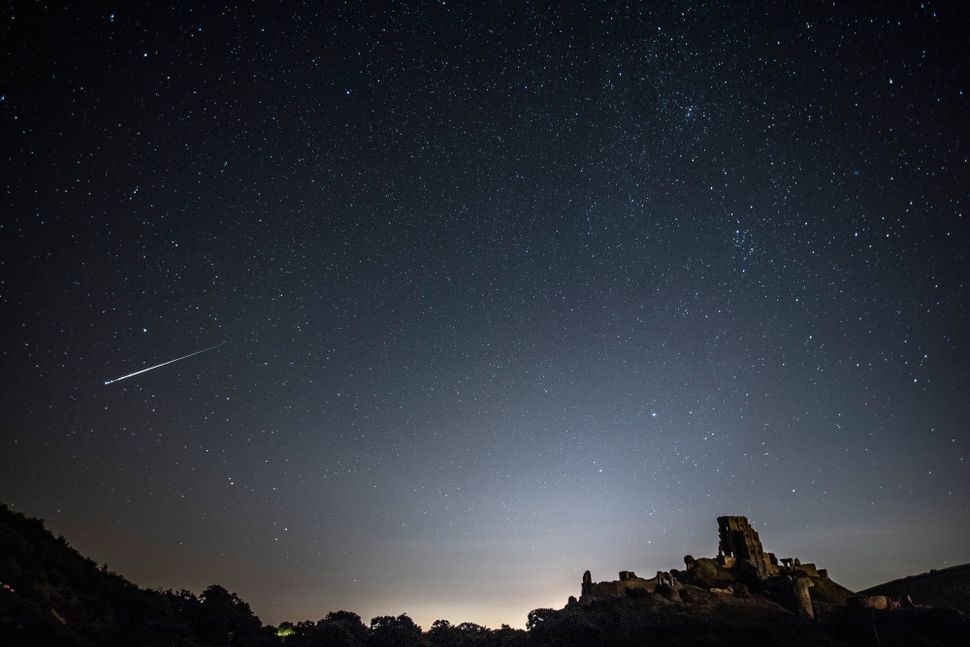 Geminid Meteor Shower Peaks Tonight: Watch It Live | Space