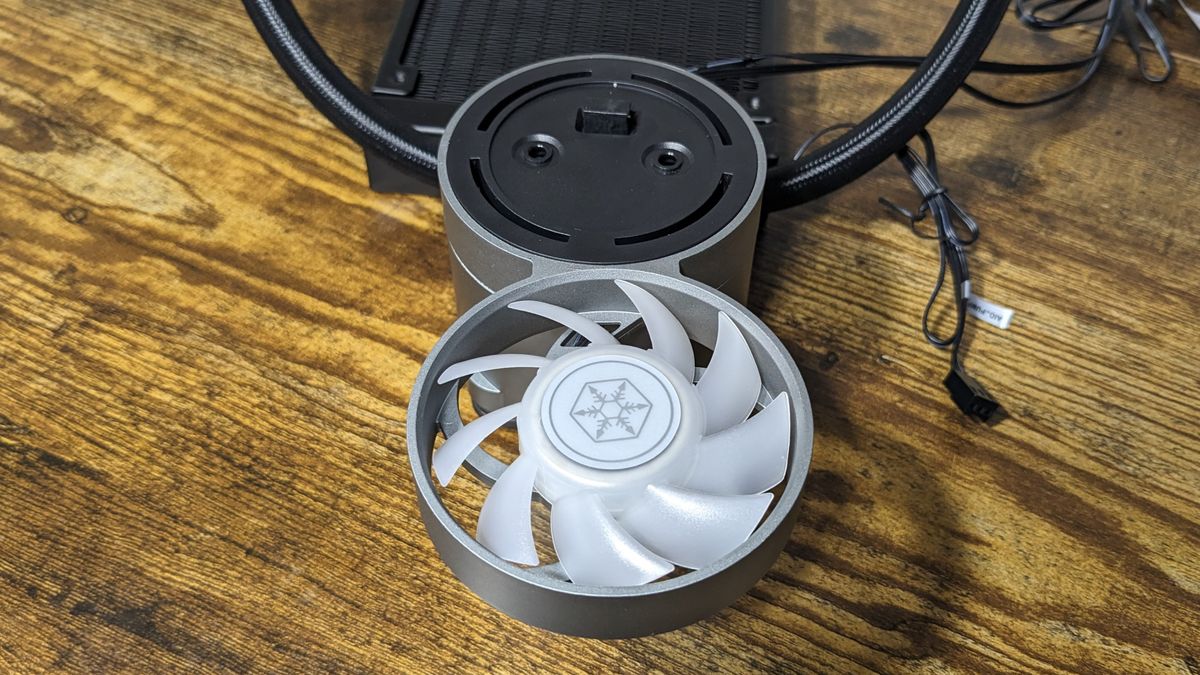 Silverstone IceMyst 360 and 240mm AIO Review: Unique VRM and RAM fans, chart-topping noise ...