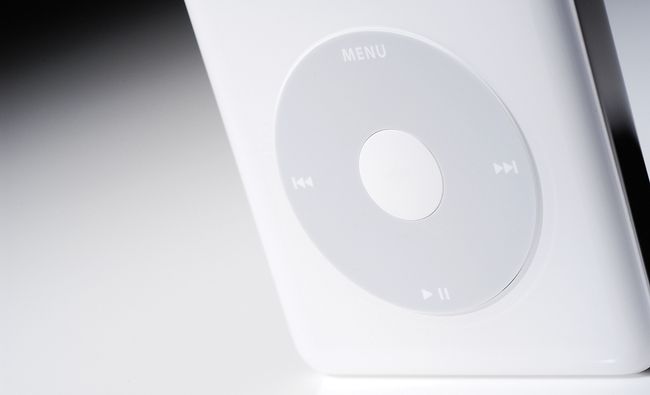 Turn your iPhone into an iPod Classic with this delightful web app ...