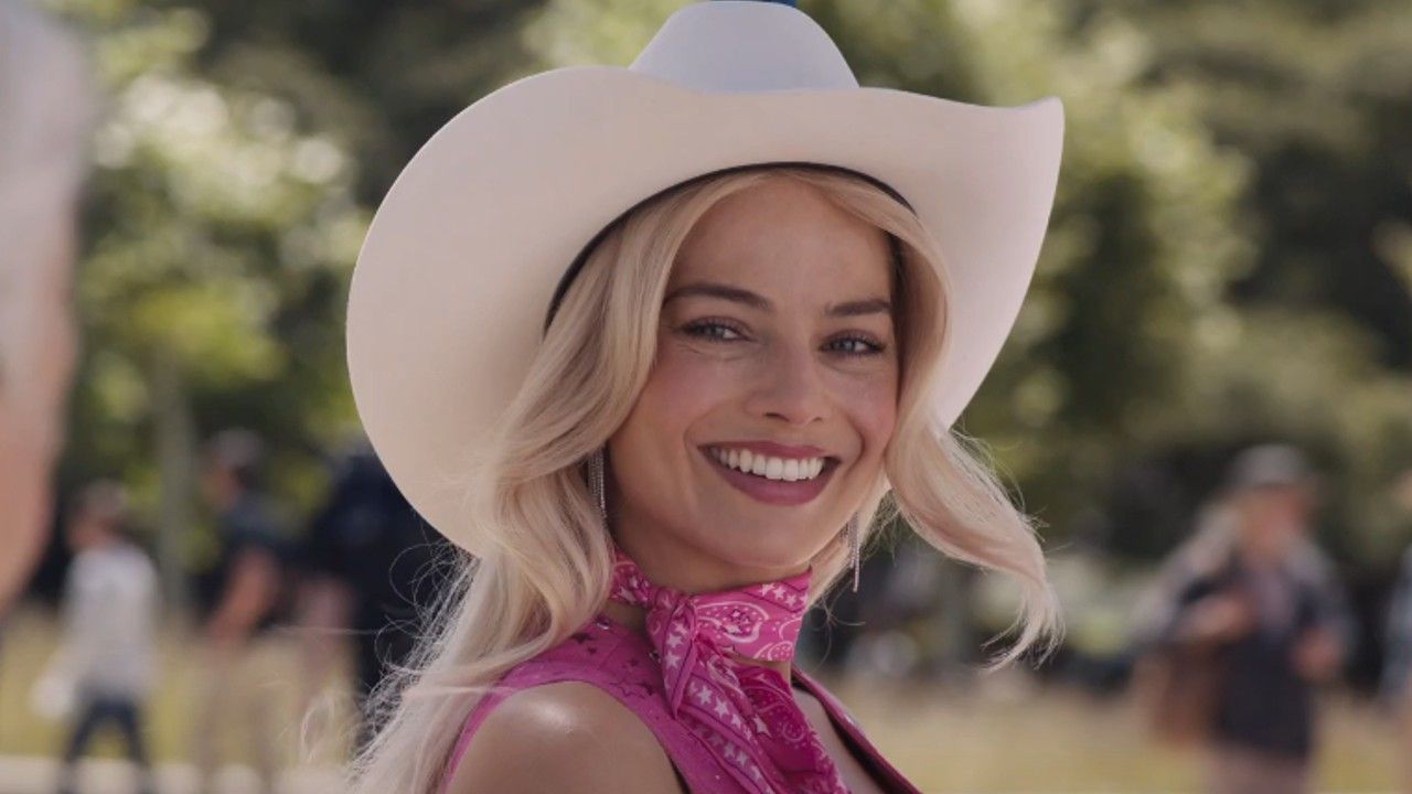 In A Rare Window Into Their Relationship, Margot Robbie's Husband ...