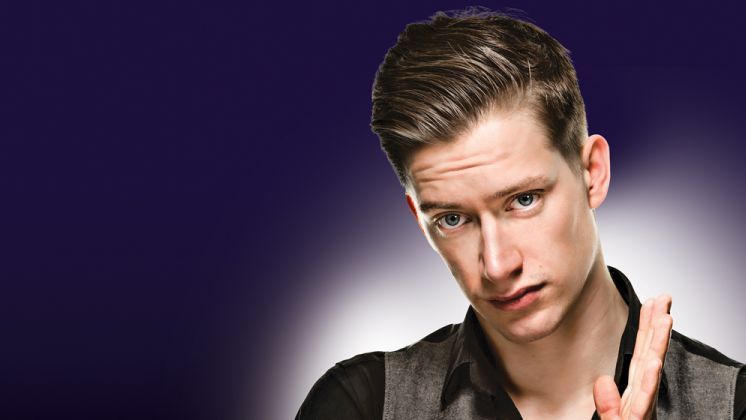 Daniel Sloss’s 9 Reasons to Pack Up and Move to Edinburgh | Coach