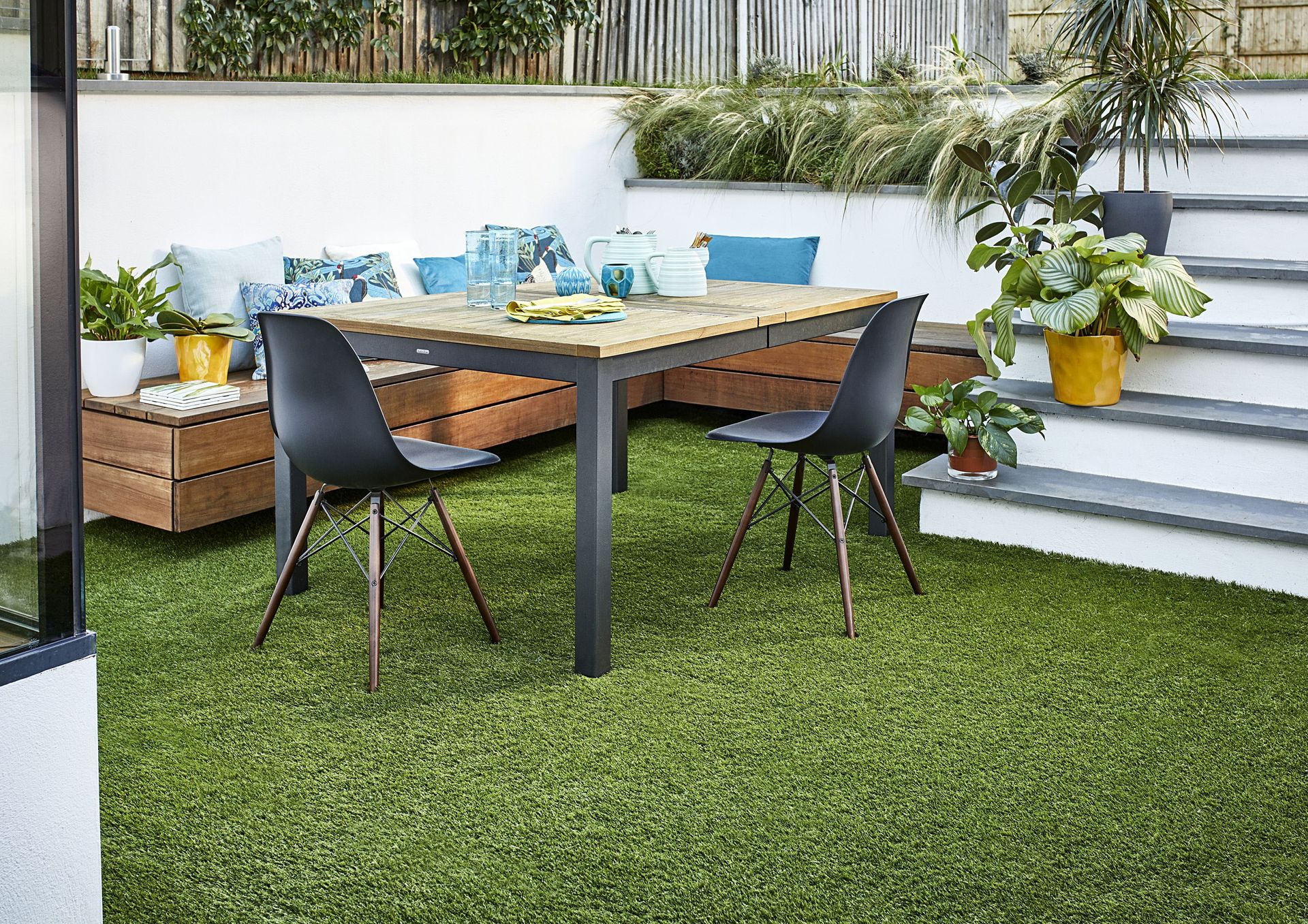 Alternatives to grass: 10 easy no-mow options for your garden ...