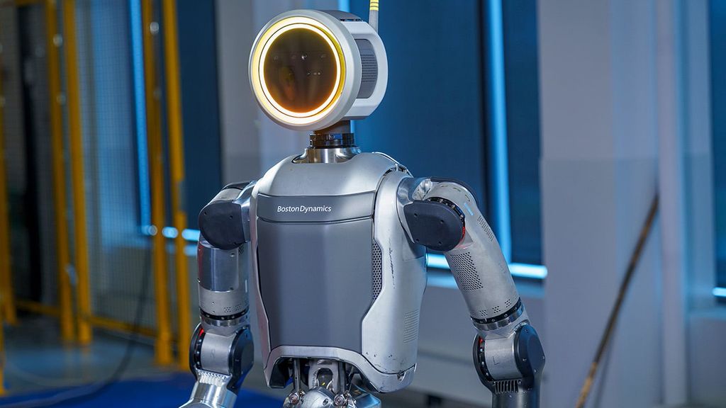 Boston Dynamics Reveals Its Most Astonishing Humanoid Robot So Far And I Cant Stop Watching