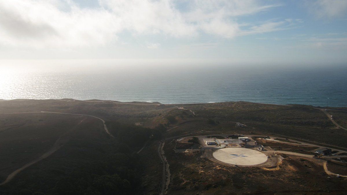 SpaceX Aces First-Ever Rocket Landing in California After Spectacular ...