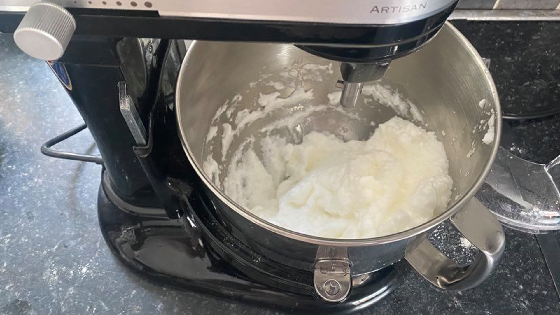 KitchenAid Pro Line Series Stand Mixer review | Top Ten Reviews