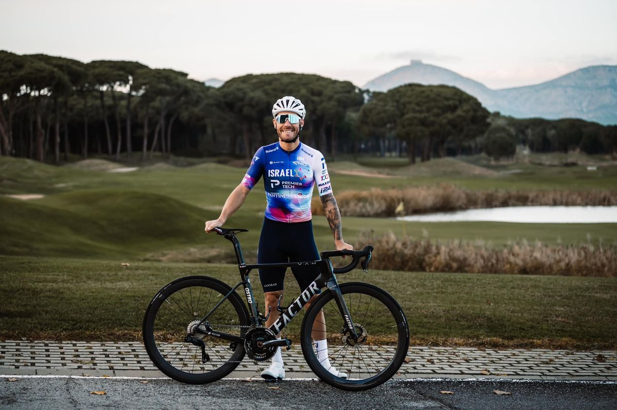 Israel-Premier Tech reveal 'abstract' 2023 racing kit | Cyclingnews