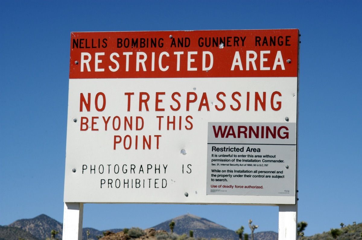 Nearly 200K People Have Signed Up To Steal Alien Secrets From Area 51