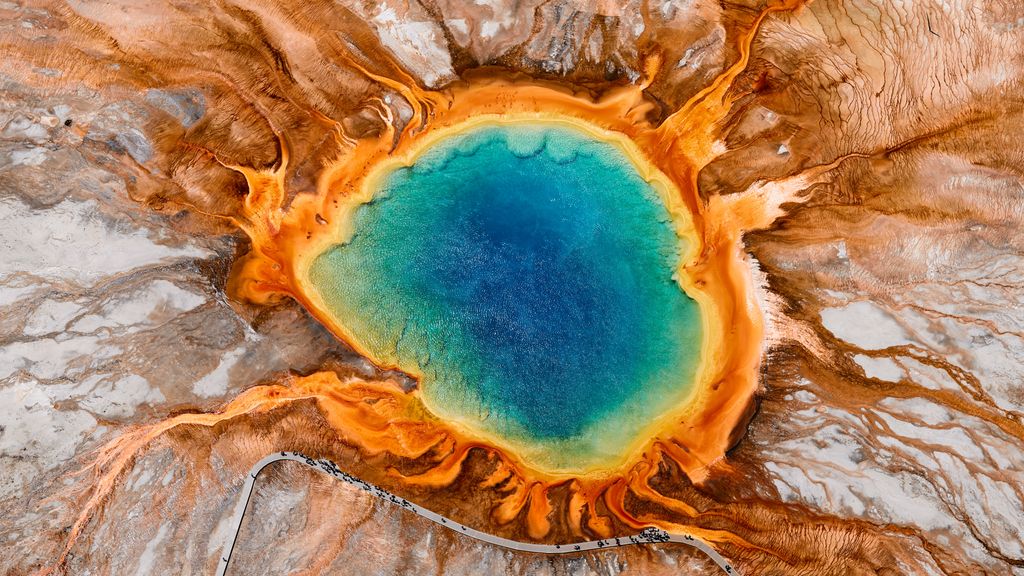 'Breathing' magma cap inside Yellowstone supervolcano keeps lid on ...