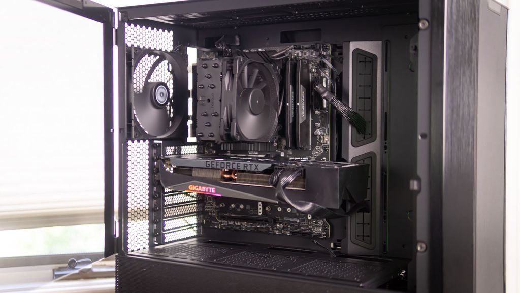 Lian Li Lancool III RGB Review: Excellence in the Details | Tom's Hardware