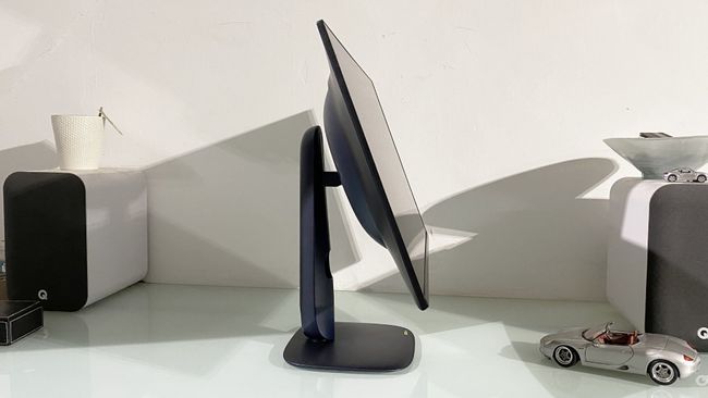 Alienware 27 AW2725Q QD-OLED gaming monitor review | PC Gamer