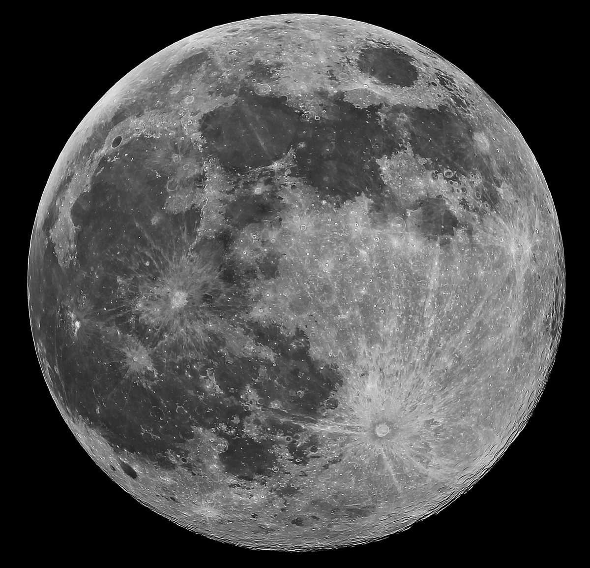 'Super Pink Moon,' the biggest & brightest of 2020, stuns skywatchers ...