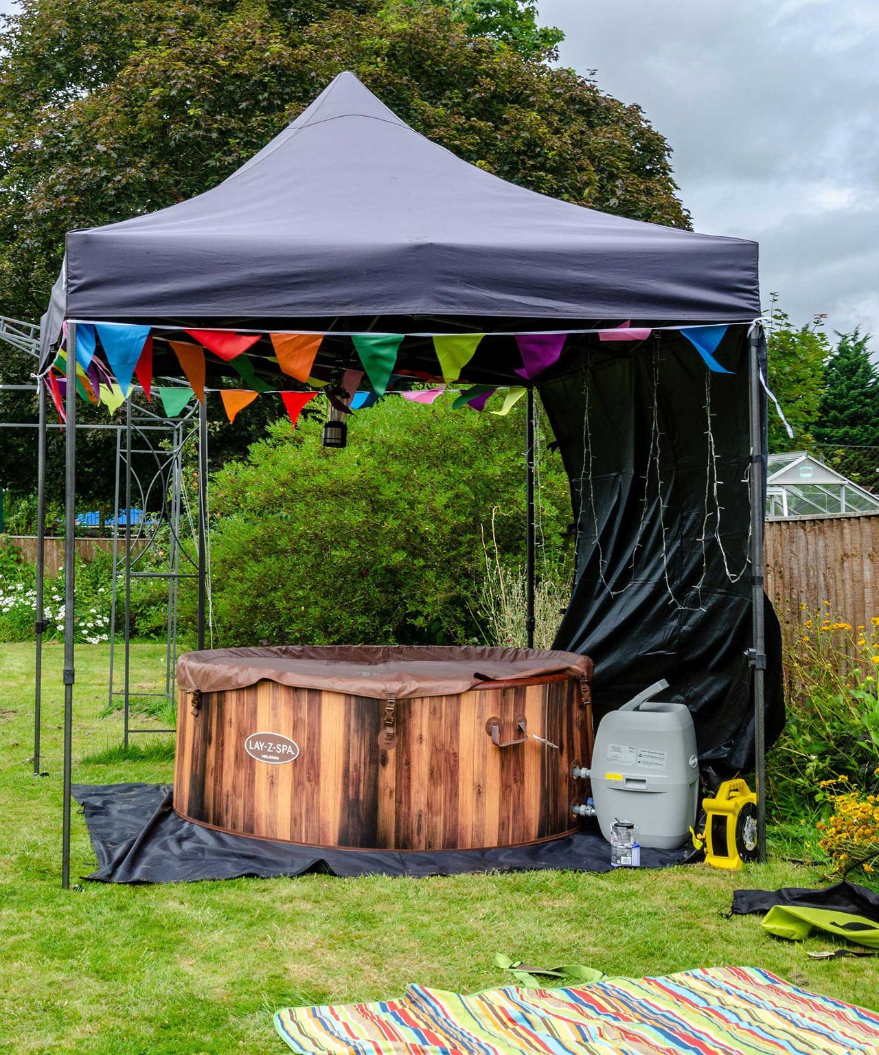 Hot tub gazebo ideas: 10 stylish structures for outdoor spas | Gardeningetc