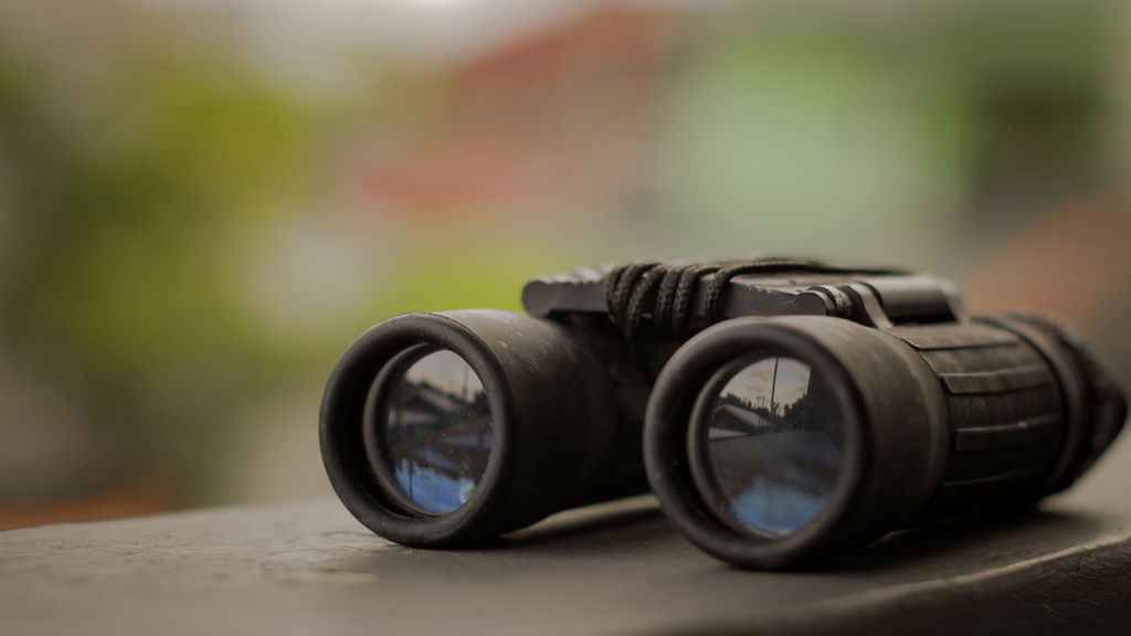 How Binoculars Work | Space