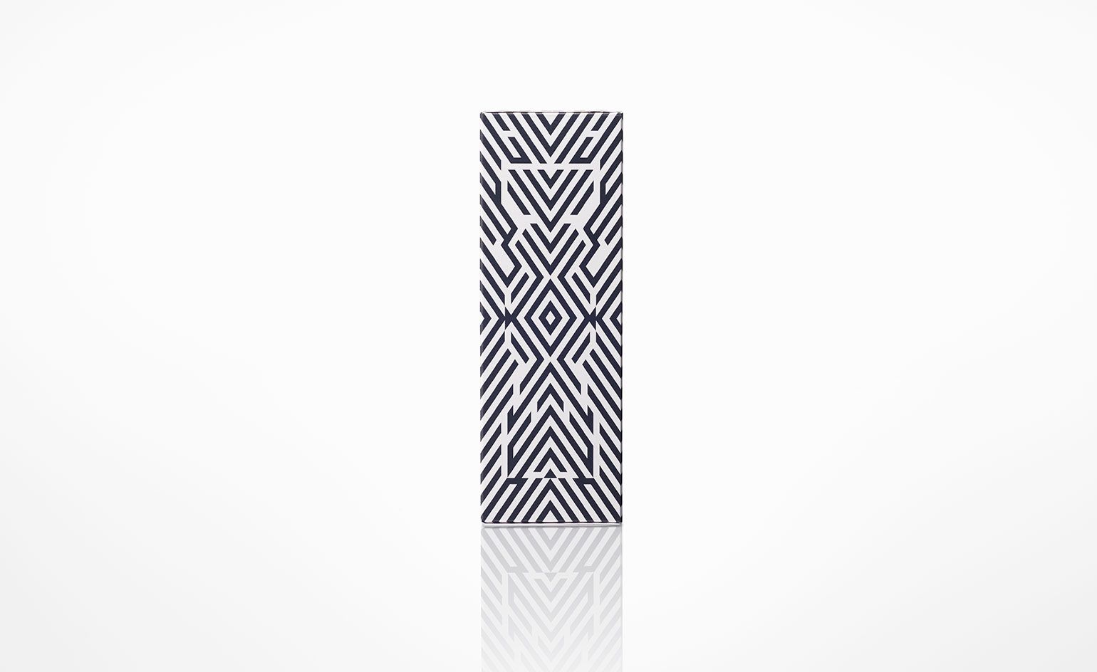 Totem: Nendo designs logo and bottle for Kenzo's unisex fragrance ...