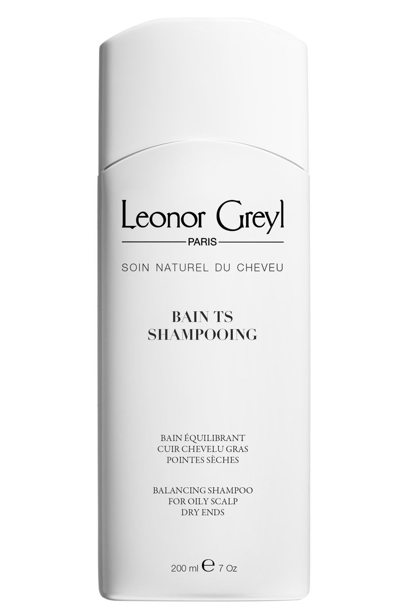 The 17 Best Clarifying Shampoos, According to Experts | Marie Claire