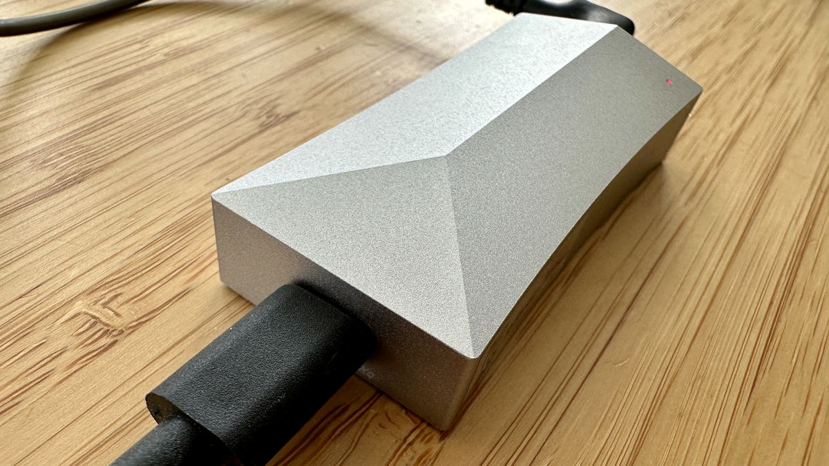 Astell & Kern HC4 review: a petite but powerful DAC that sometimes ...